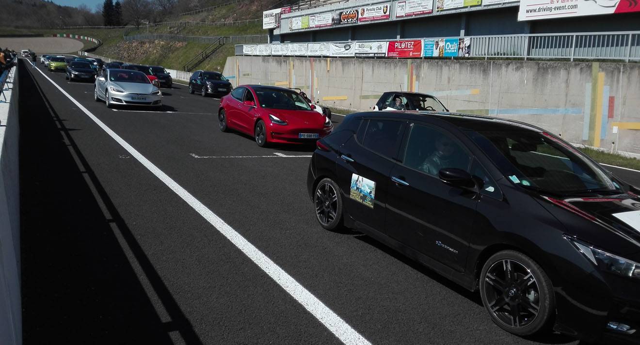 Charade en version électrique | 7JAC