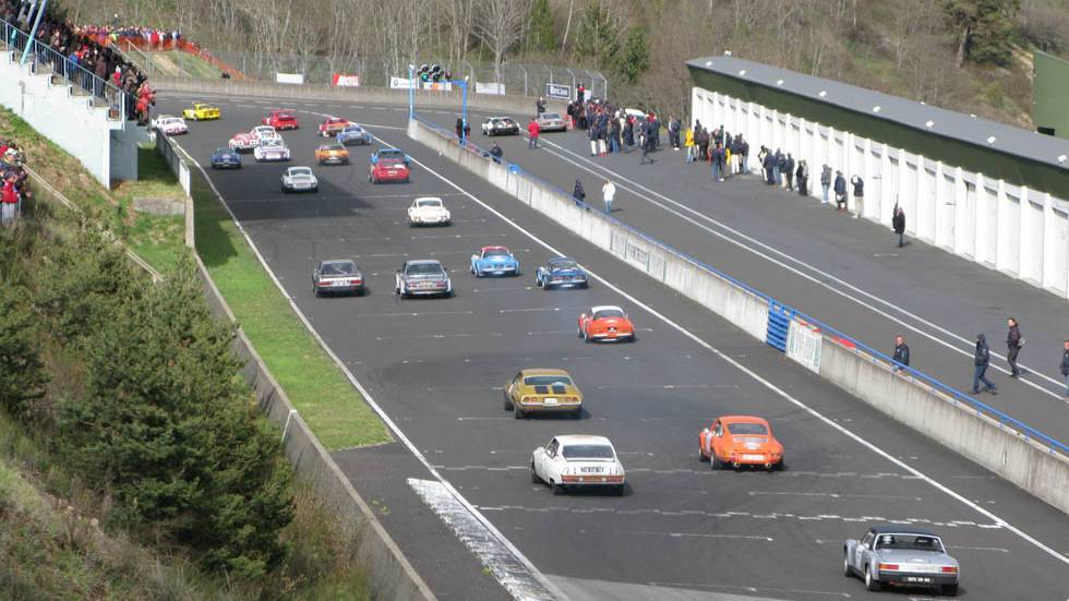Le circuit de Charade référencé "Lieu de l’Histoire Automobile" par la ...